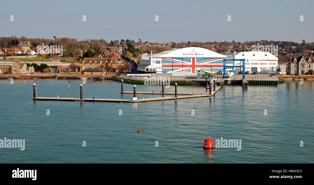 Pier cowes isle of wight hi-res stock photography and images - Alamy