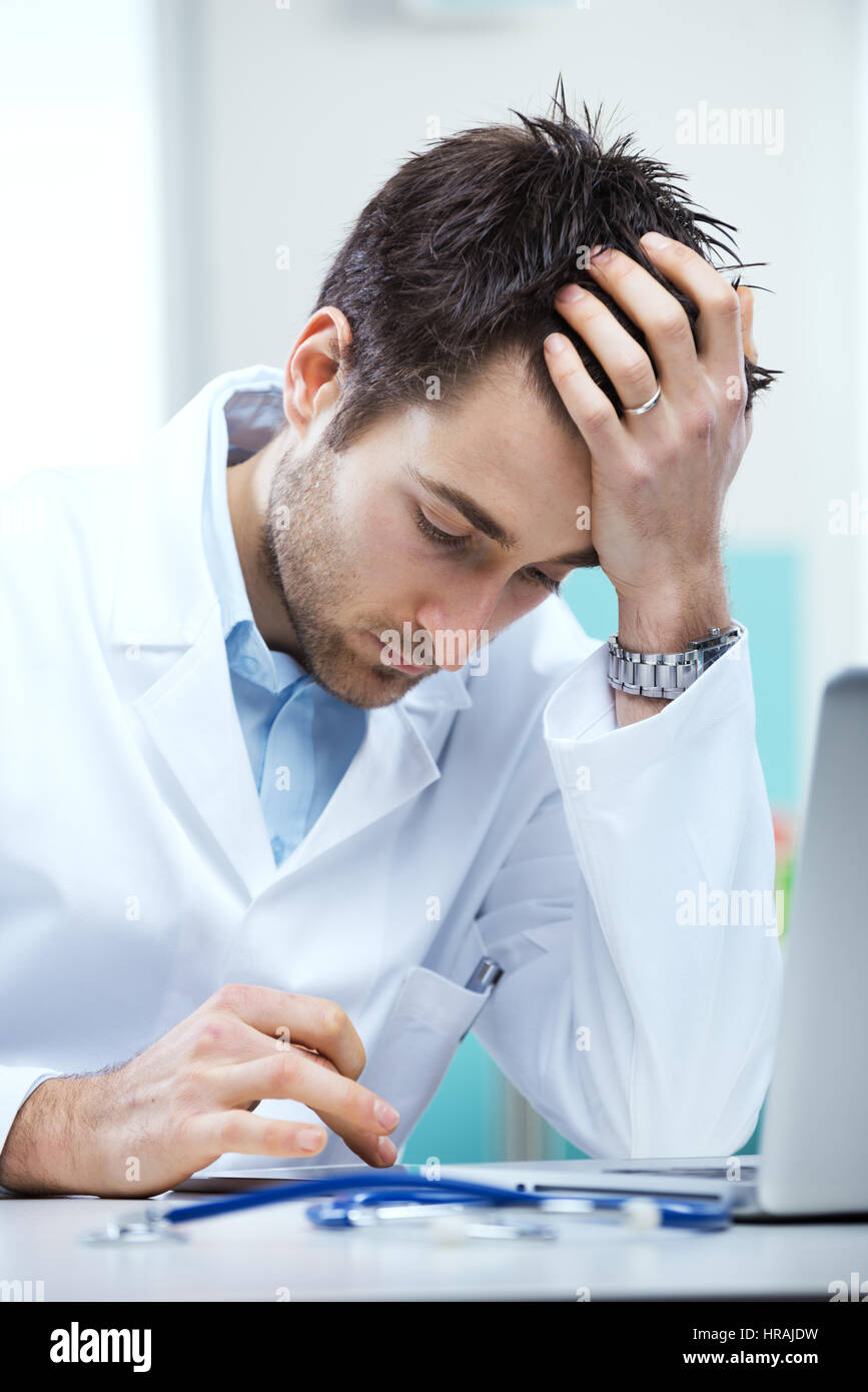 Yound adult hospital hi-res stock photography and images - Alamy