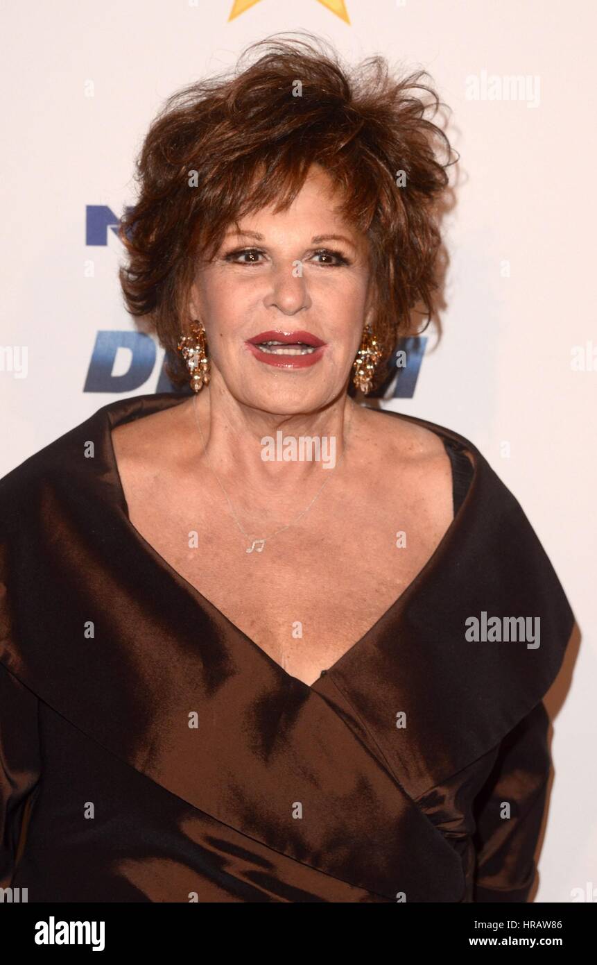 Lainie Kazan High Resolution Stock Photography and Images - Alamy