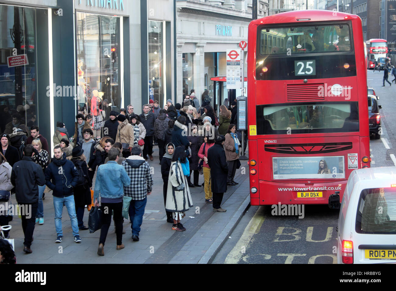 Crowd people waiting buses bus hi-res stock photography and images - Alamy