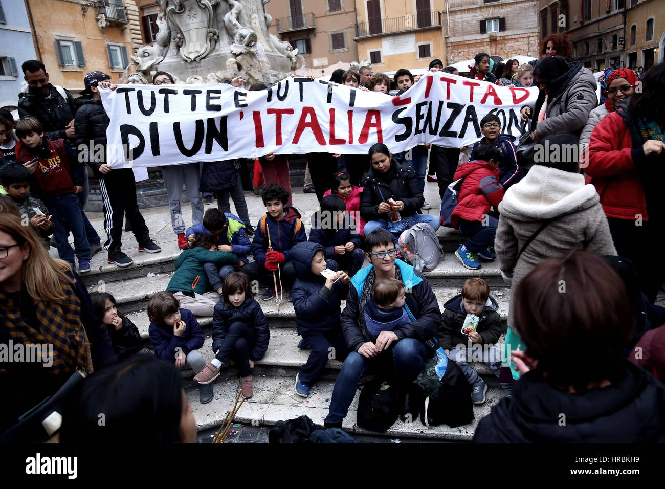 Rome, Italy. 28th Feb, 2017. Flash-mob in front of Pantheon in Rome to ...