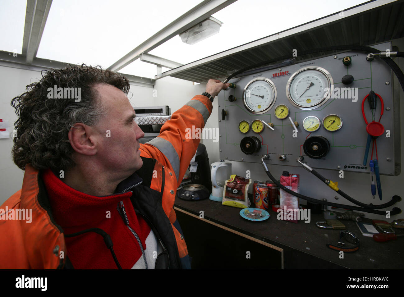 divers at work Stock Photo - Alamy
