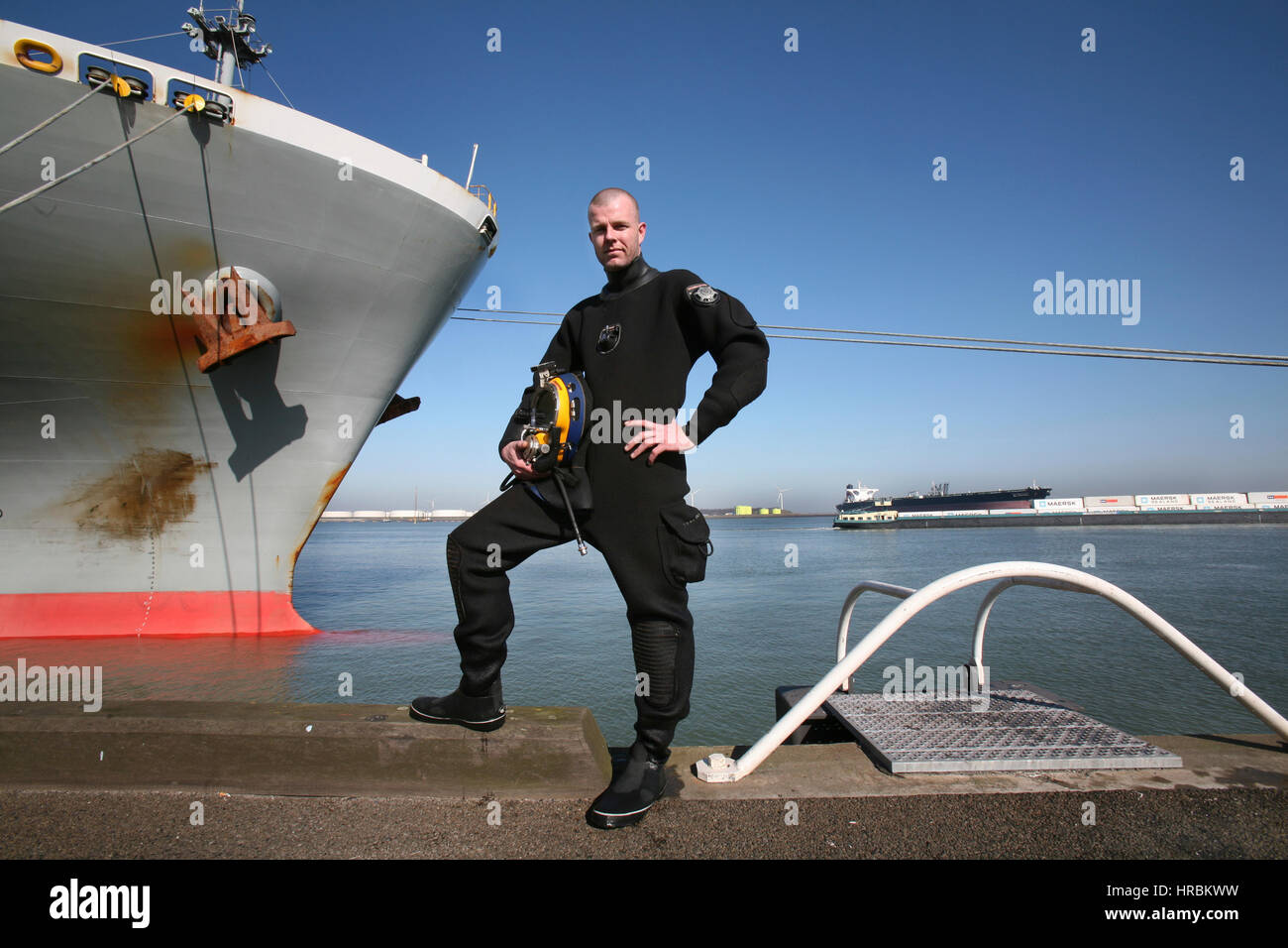 divers at work Stock Photo - Alamy