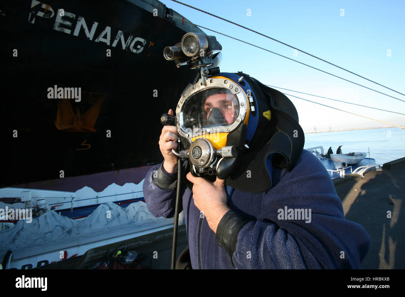 divers at work Stock Photo - Alamy