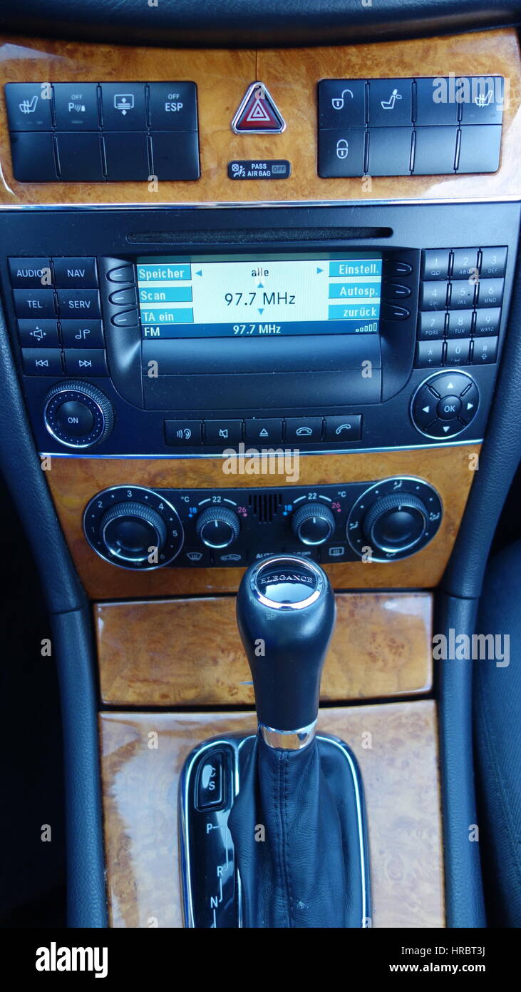 Mercedes Benz W209- year 2005, Elegance equipment, black metallic paint ...