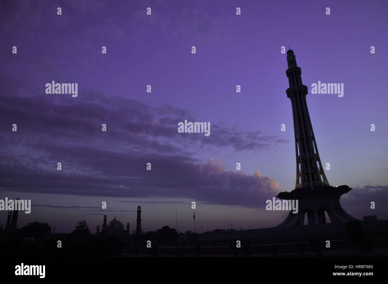 Lahore, Pakistan. 28th Feb, 2017. An attractive cloud hovering over the ...