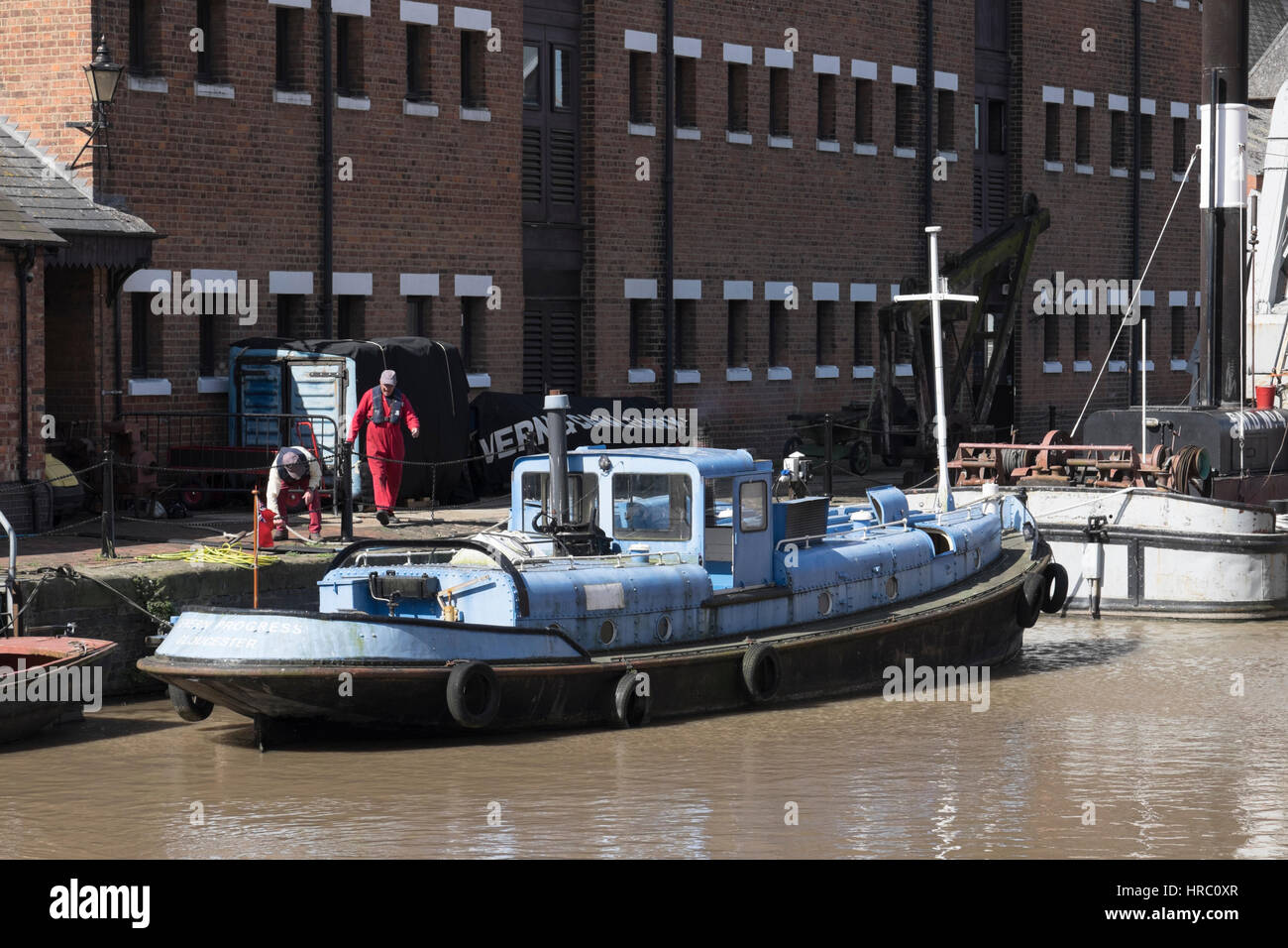 River Severn tugboat "Severn Progress" being maintained by volunteers ...