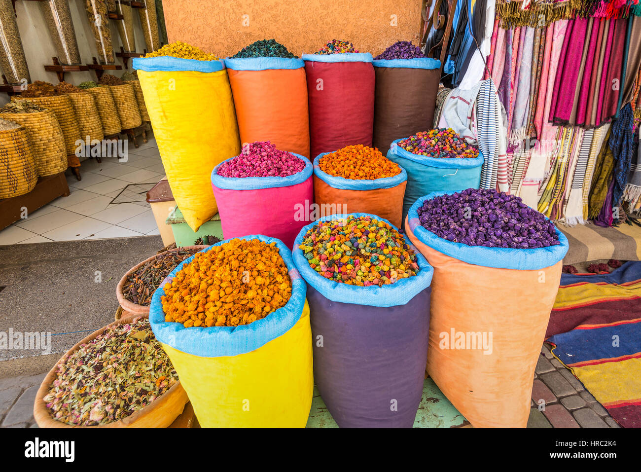 Morocco marrakech souk sale bags hi-res stock photography and images ...