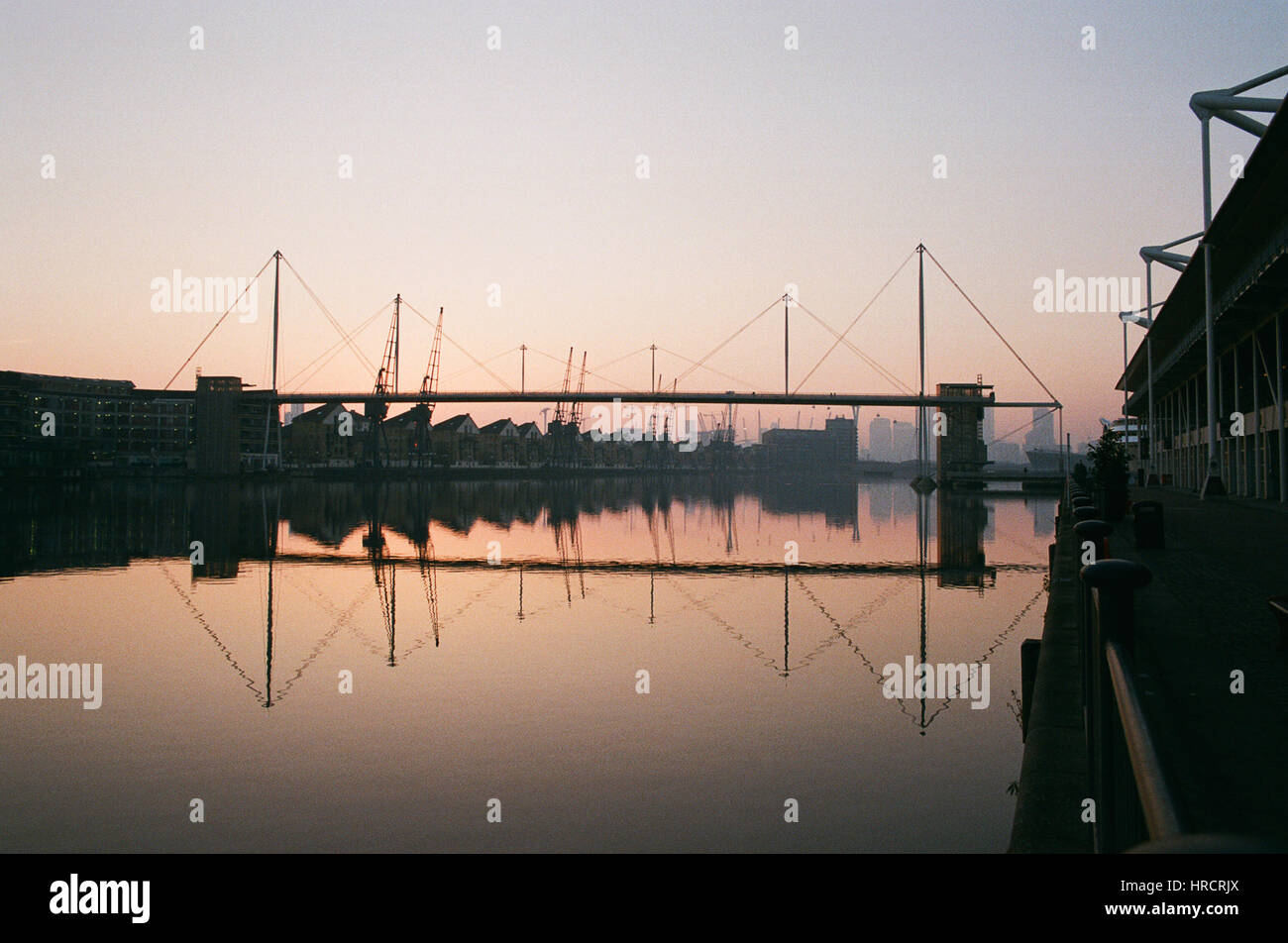 Victoria bridge hi-res stock photography and images - Alamy