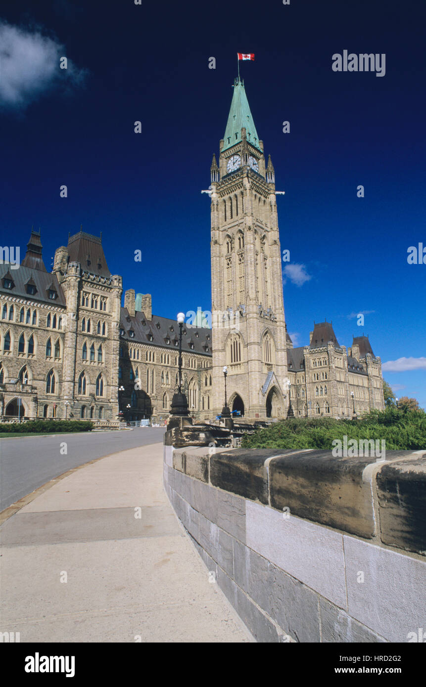 Centre Block, Canadian Parliament Buildings, Ottawa, Ontario, Canada ...
