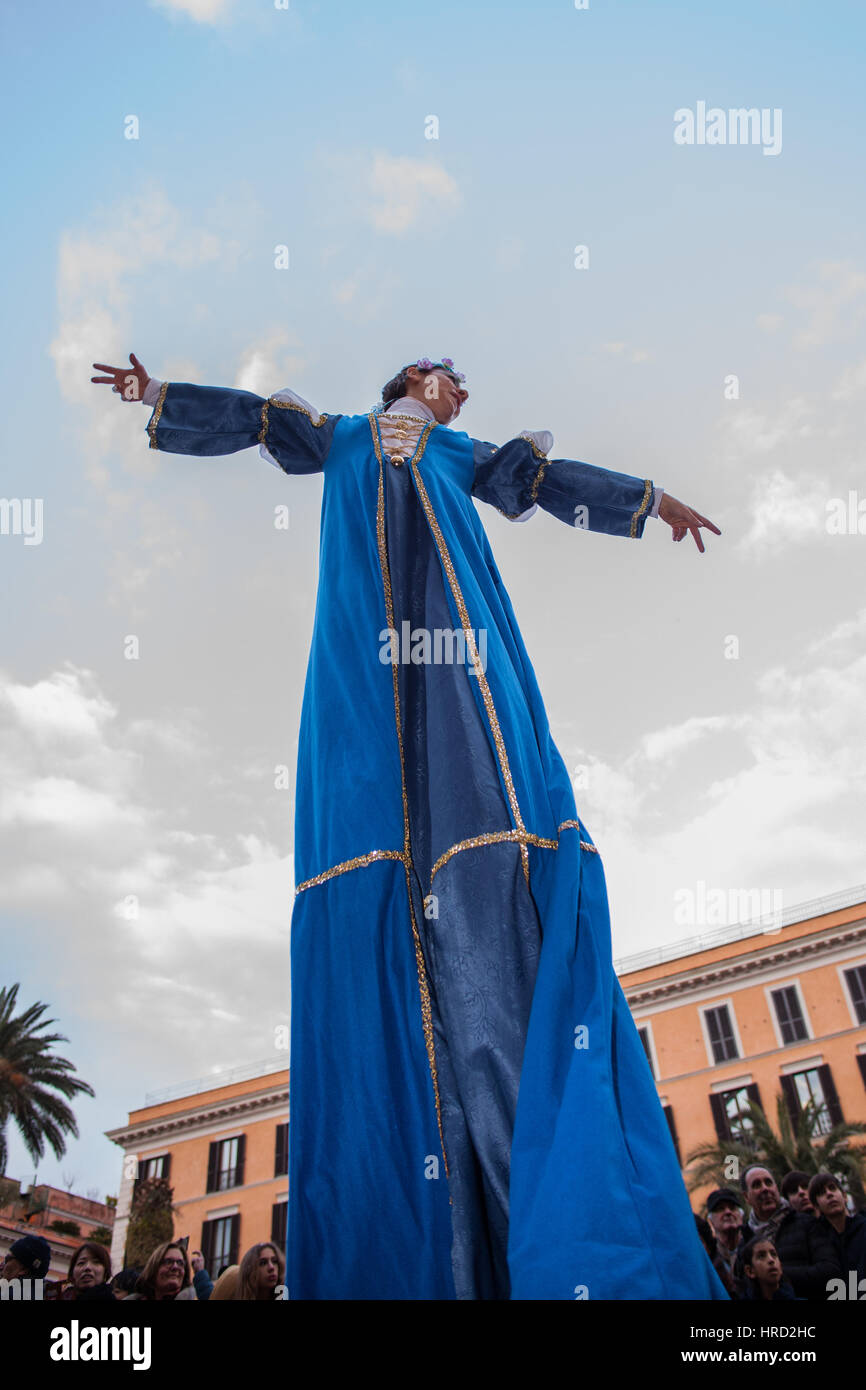 images of the Roman Carnival, held in Piazza del Popolo in Rome, with ...