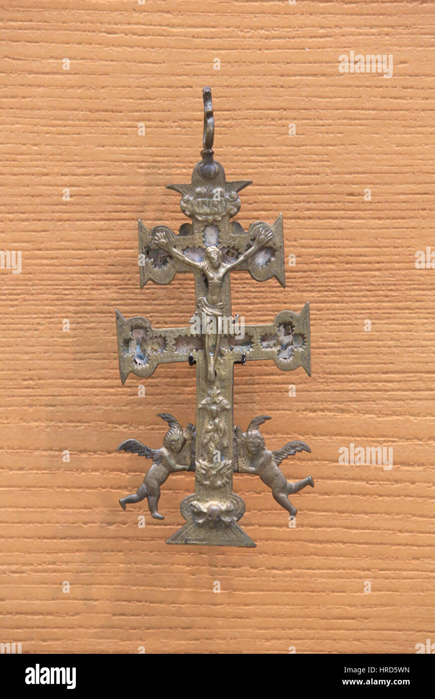 Hieron Museum. Cross reliquary of Caravaca. 18th century. Bronze cast ...