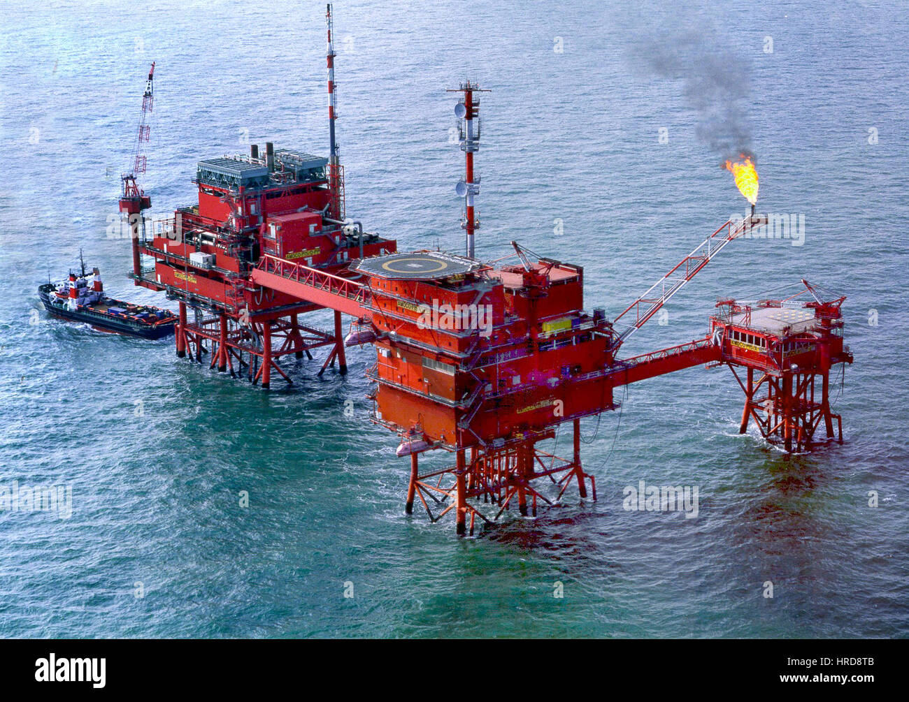 oilplatform in the northsea Stock Photo - Alamy