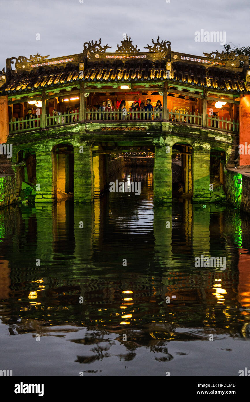Japanese Covered Bridge in Hoi An. This bridge used to join the ...