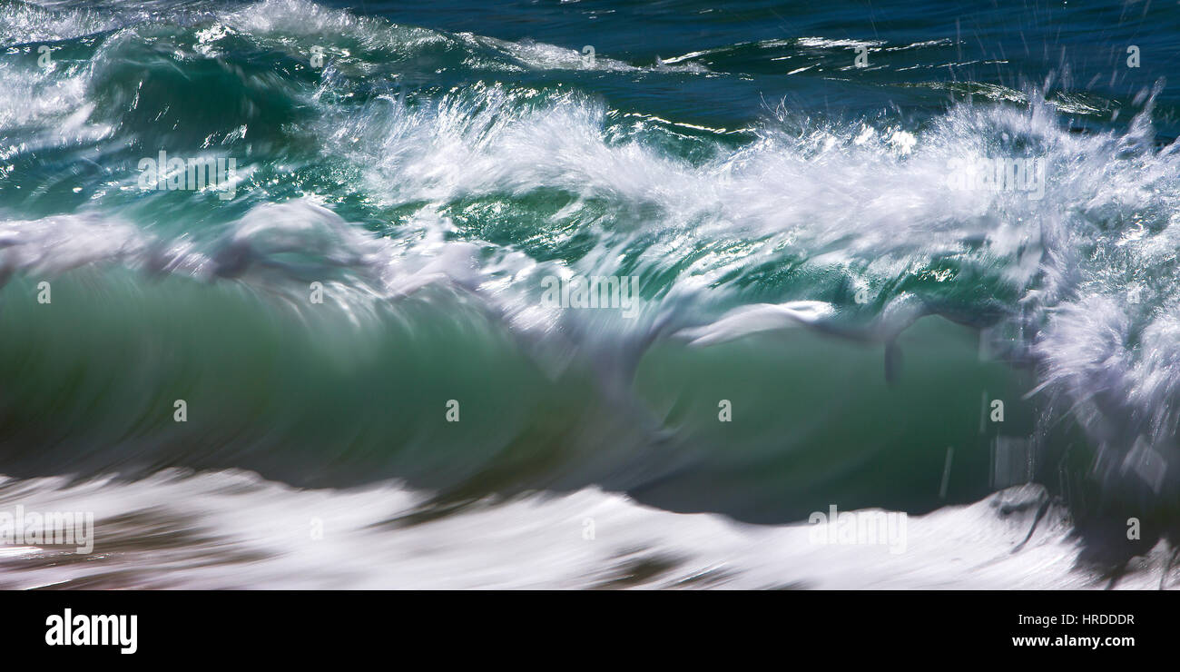 Rolling wave shot with slow shutter speed Stock Photo - Alamy