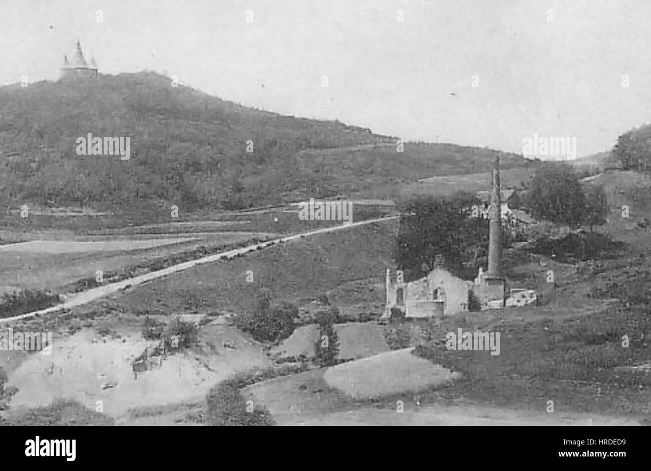 Decaying architectural structure Black and White Stock Photos & Images ...