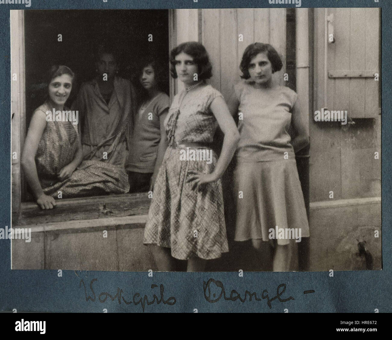 Work girls, Orange by Lady Ottoline Morrell Stock Photo - Alamy