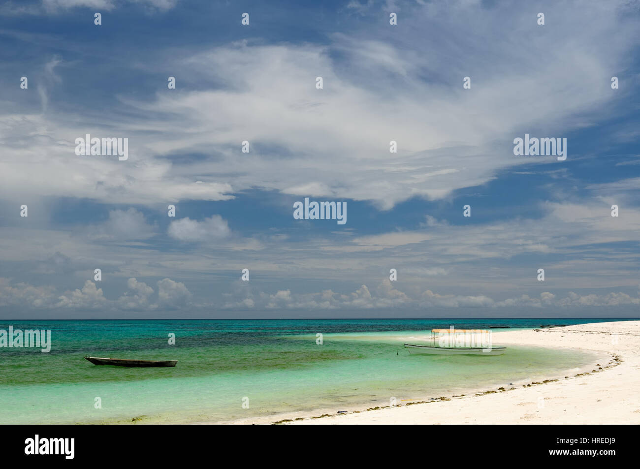 Tanzania, Beautiful beach on the Zanzibar island Stock Photo - Alamy
