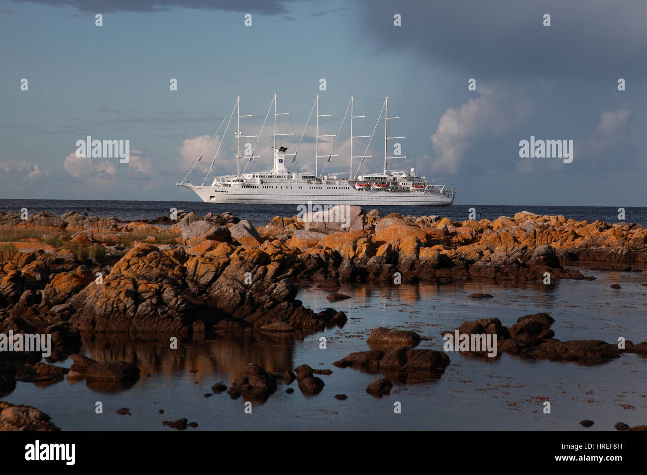 Med cruise ship hi-res stock photography and images - Alamy