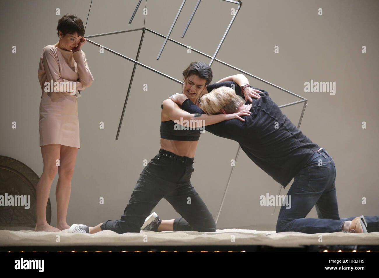 Press rehearsal of 'Ganzkörpereinsatz' at Kammerspielen. Featuring ...
