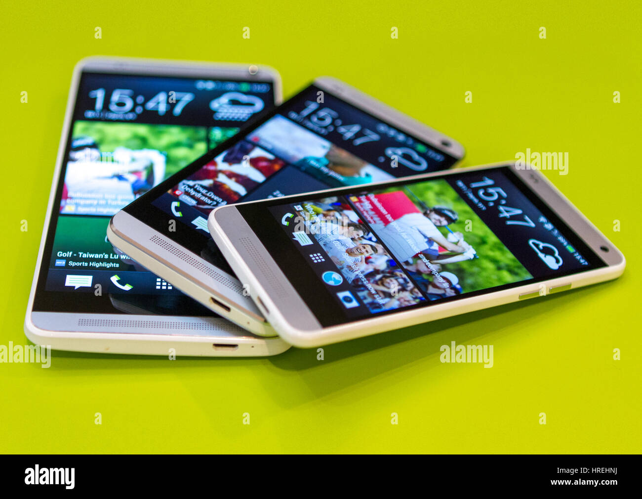 Screen sizes hi-res stock photography and images - Alamy