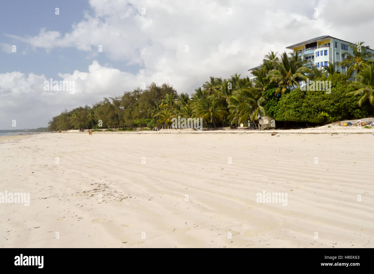 Kenya bamburi beach hi-res stock photography and images - Alamy