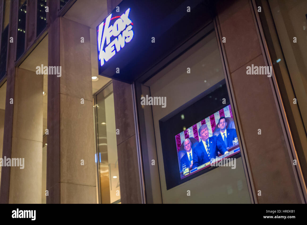 Fox News Building New York Stock Photos & Fox News Building New York ...