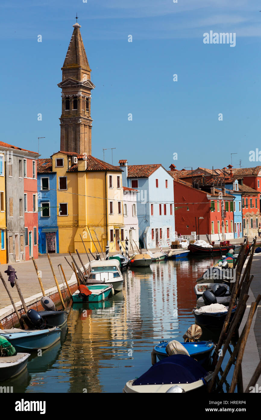 Multi colored homes hi-res stock photography and images - Alamy