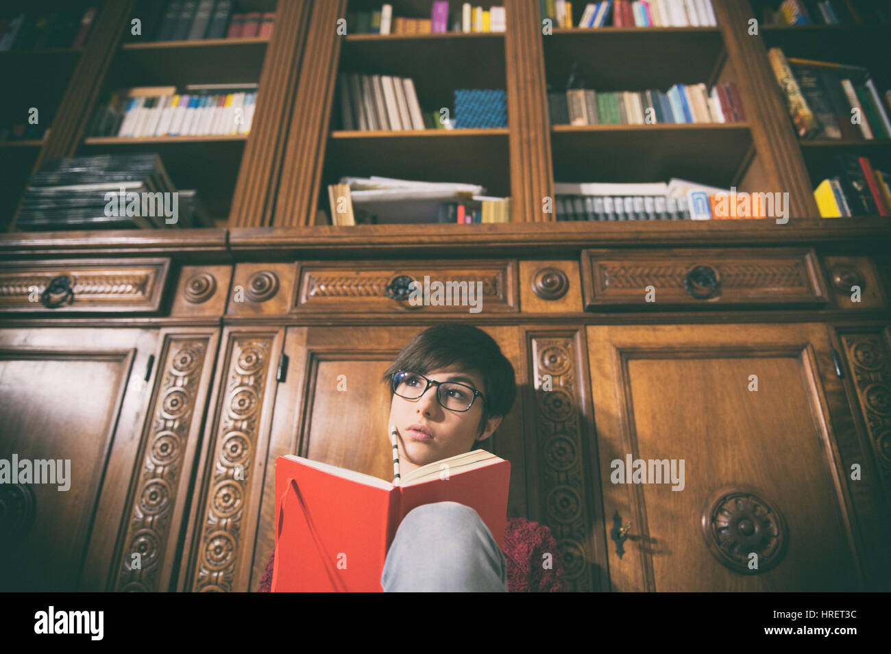 Female book cover hi-res stock photography and images - Alamy