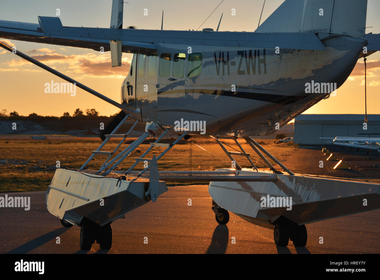 Cessna caravan airplane aircraft hi-res stock photography and images ...