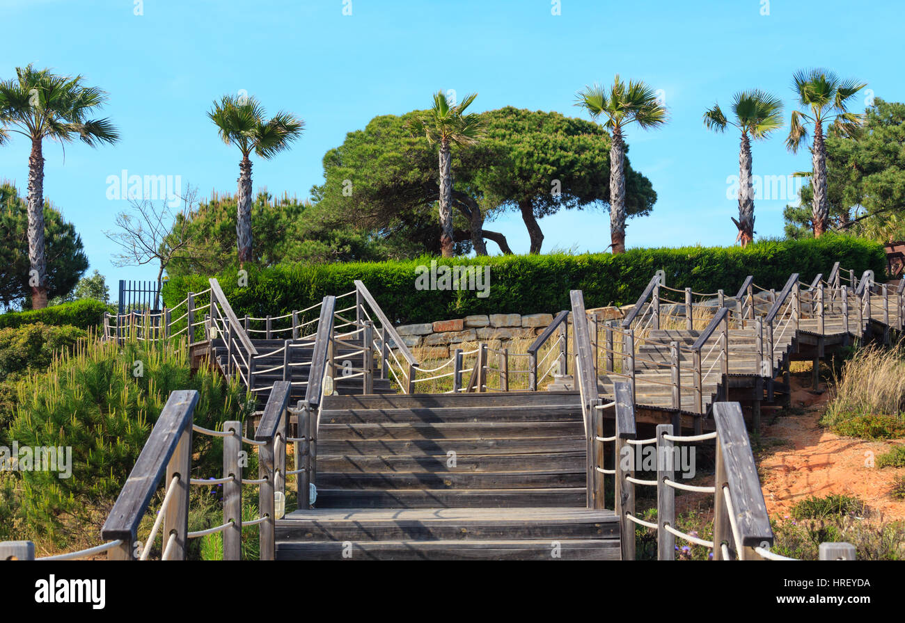 Wooden stairs to the beach hi-res stock photography and images - Alamy