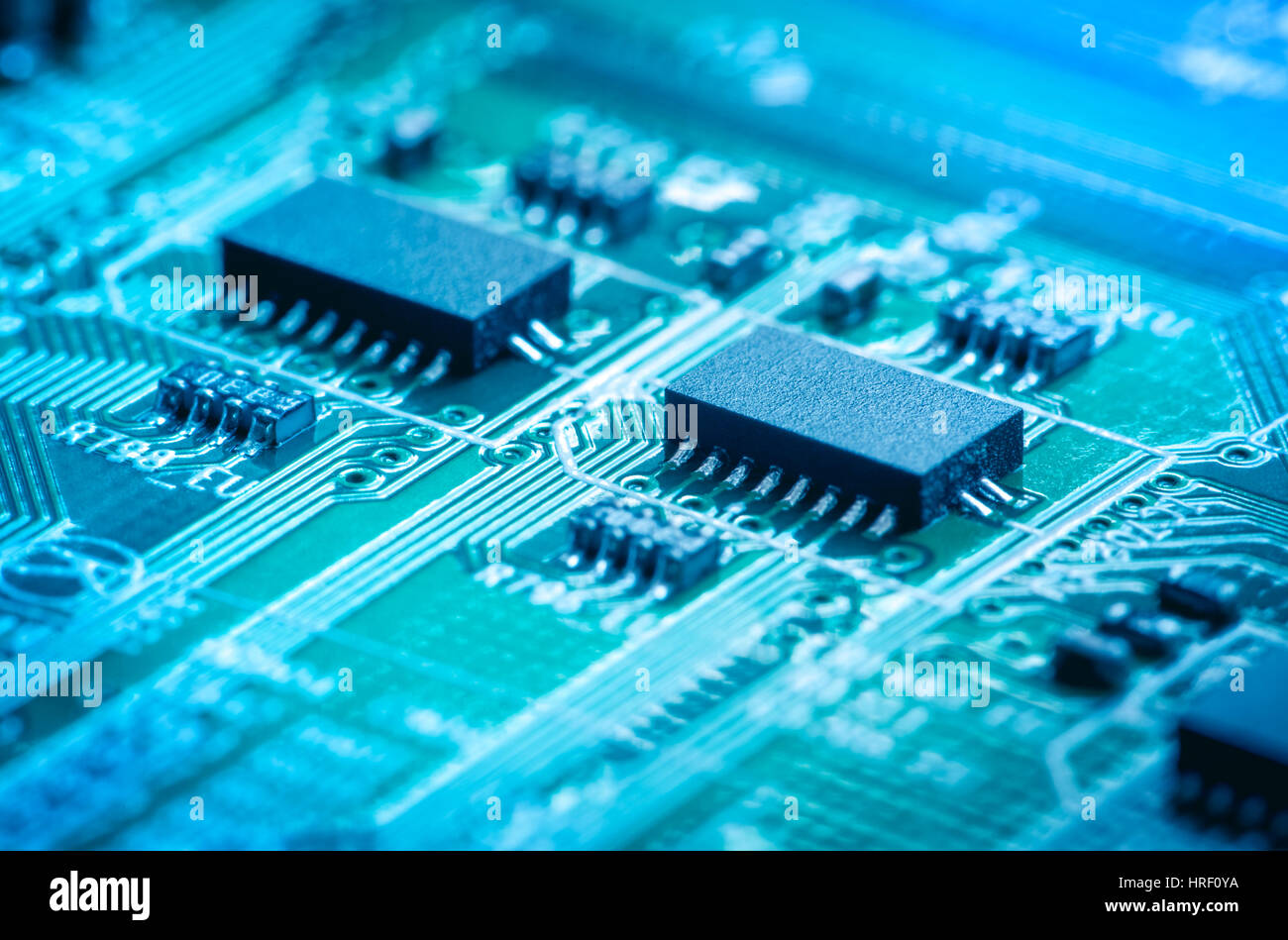 Micro transistor hi-res stock photography and images - Alamy