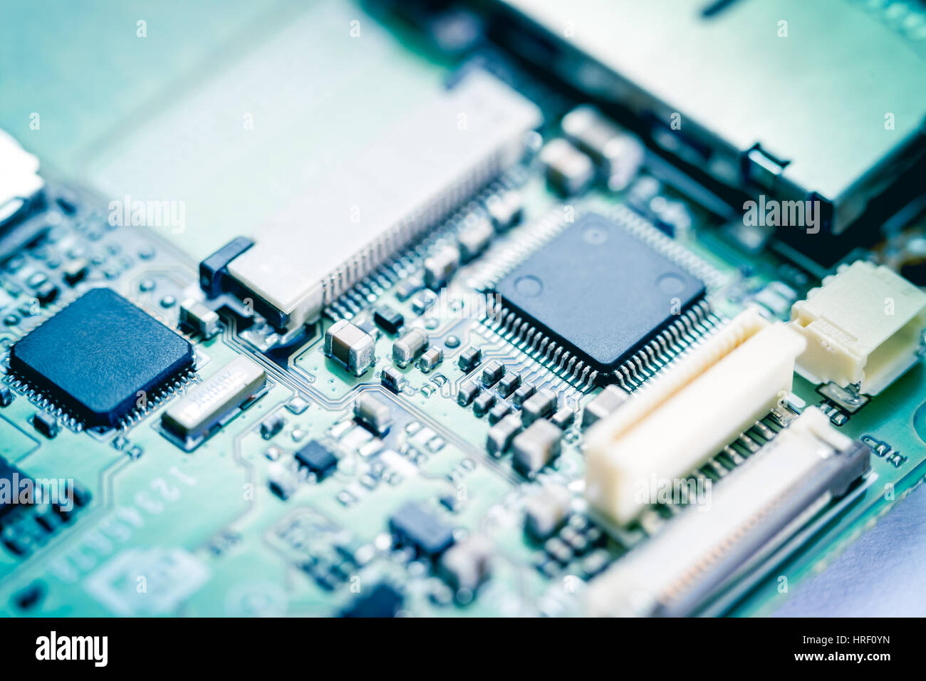 Micro transistor hi-res stock photography and images - Alamy