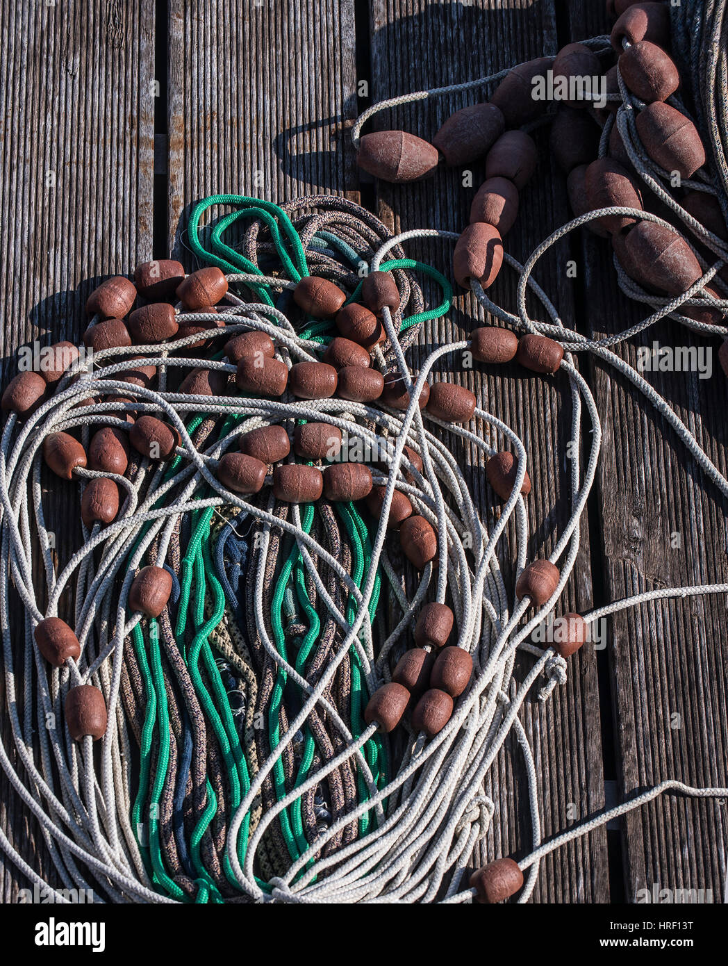 Ropes on a fence hi-res stock photography and images - Alamy