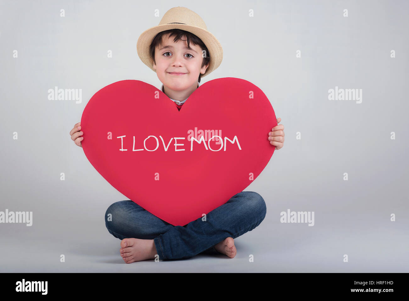 I love mom. happy child with heart Stock Photo - Alamy