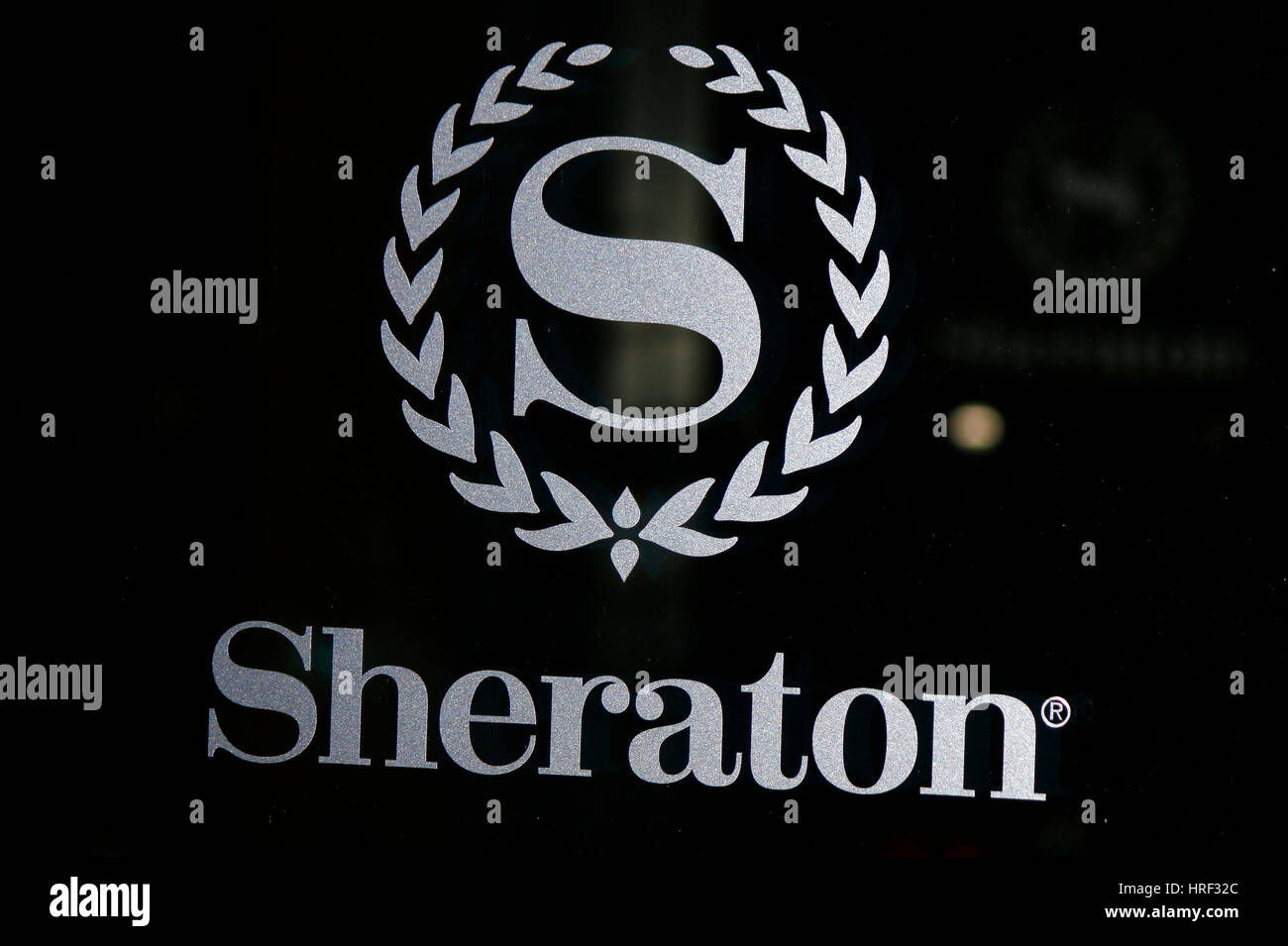 Sheraton logo hi-res stock photography and images - Alamy