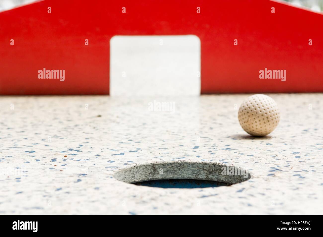 Moving golf ball hi-res stock photography and images - Alamy