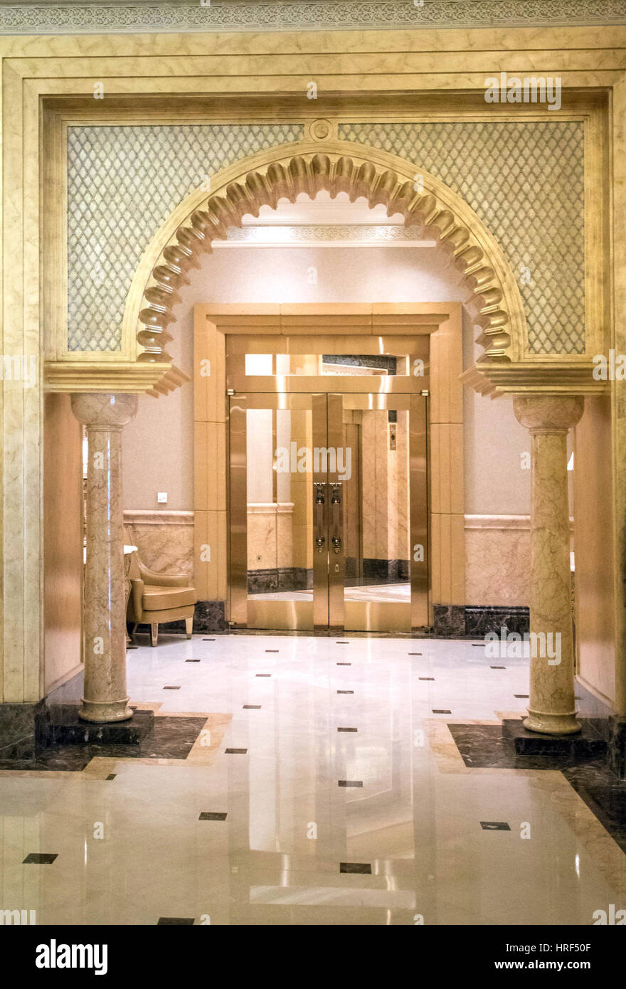 The Emirates Palace Luxury Hotel in Abu Dhabi Stock Photo - Alamy