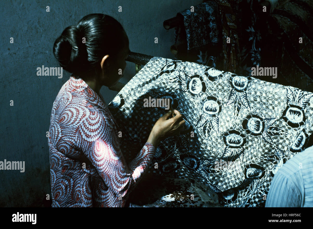 Batiks javanese hi-res stock photography and images - Alamy