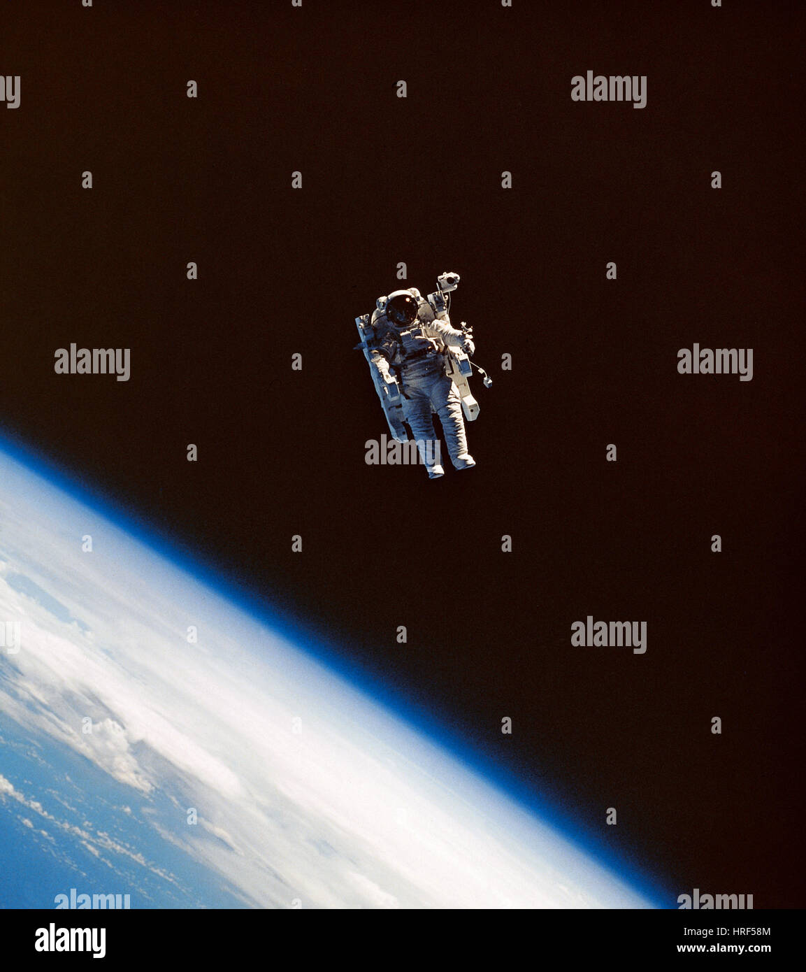 Manned maneuvering unit hi-res stock photography and images - Alamy