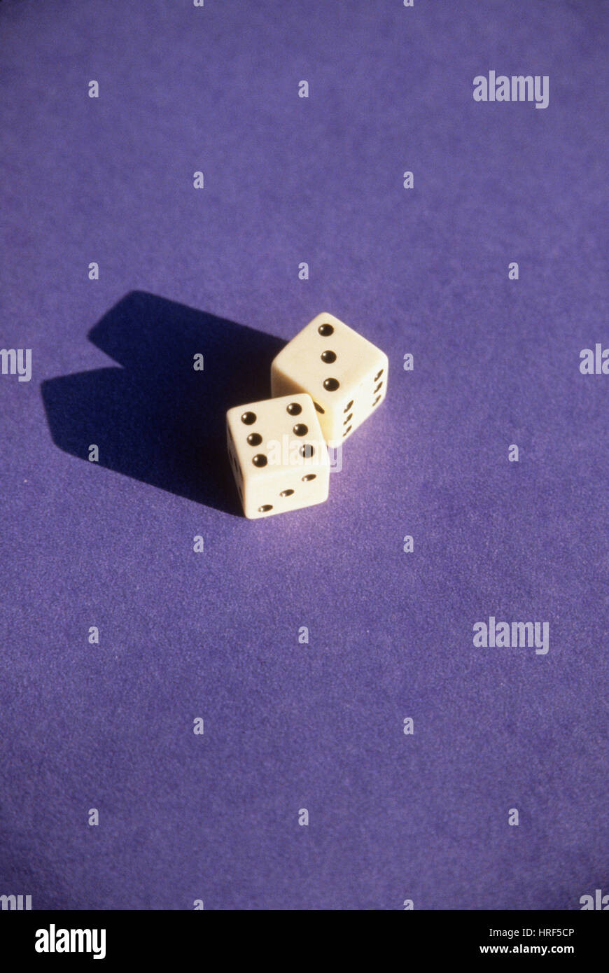6 dice hi-res stock photography and images - Alamy