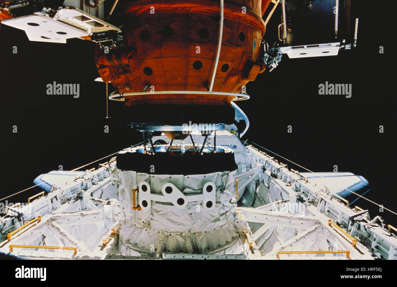 Sts76 hi-res stock photography and images - Alamy