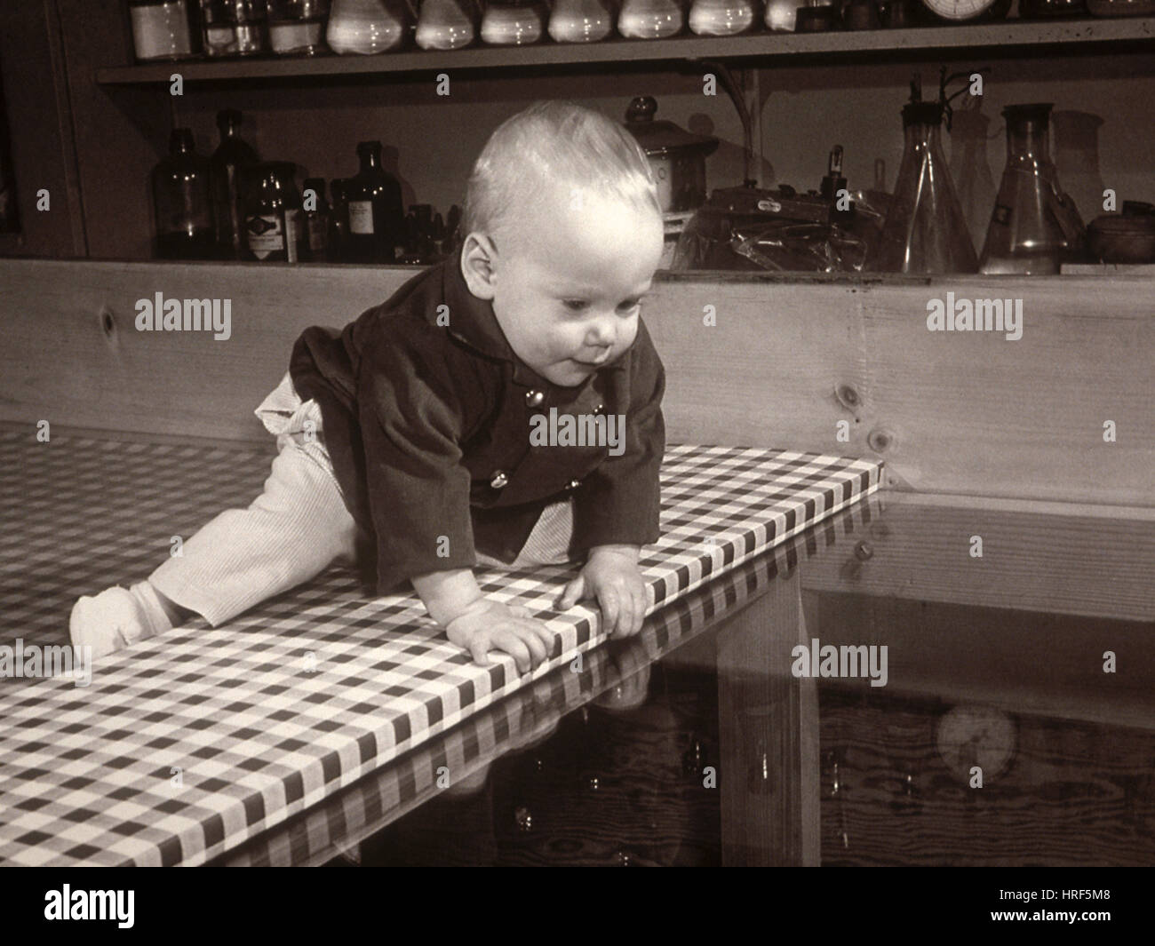 Psychology experiment hi-res stock photography and images - Alamy