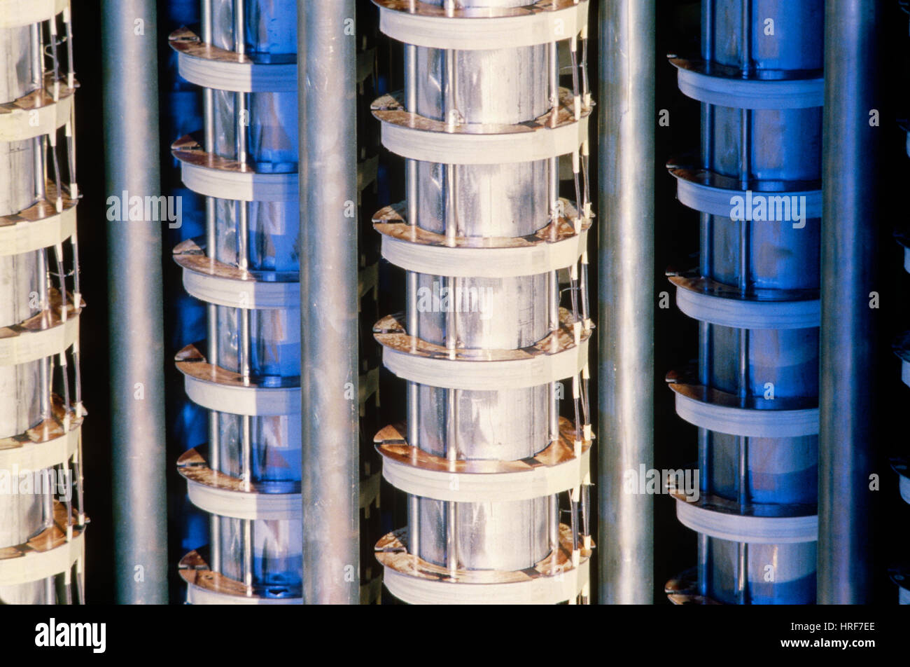 Nuclear fuel rack hi-res stock photography and images - Alamy
