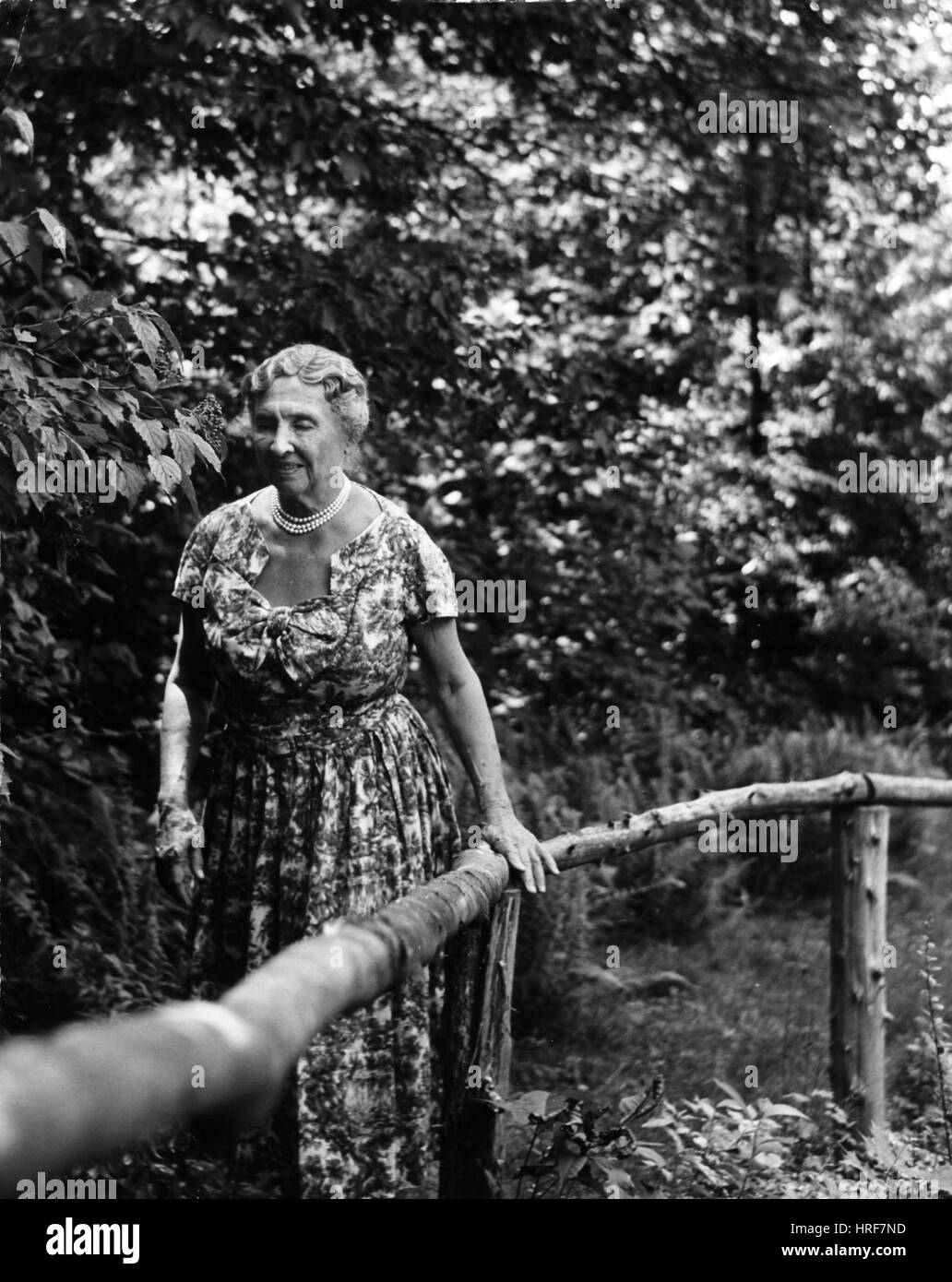 Helen Keller Portrait Stock Photos & Helen Keller Portrait Stock Images ...