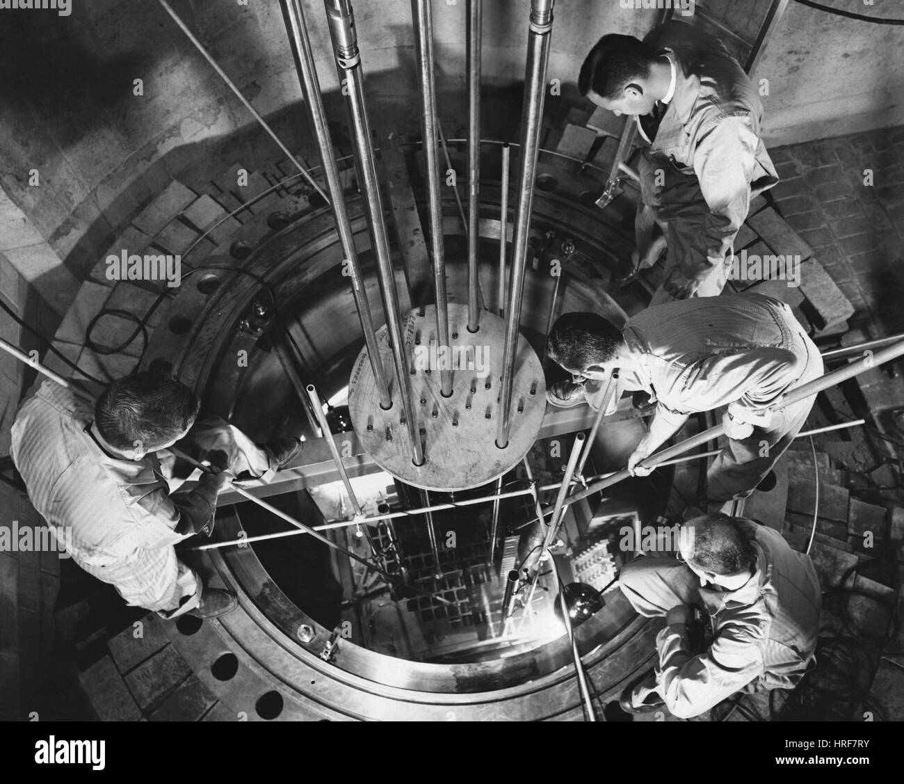 Nuclear energy center hi-res stock photography and images - Alamy