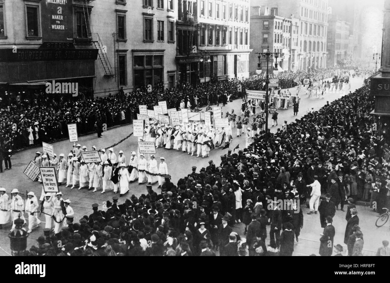 Womens suffrage parade hi-res stock photography and images - Alamy