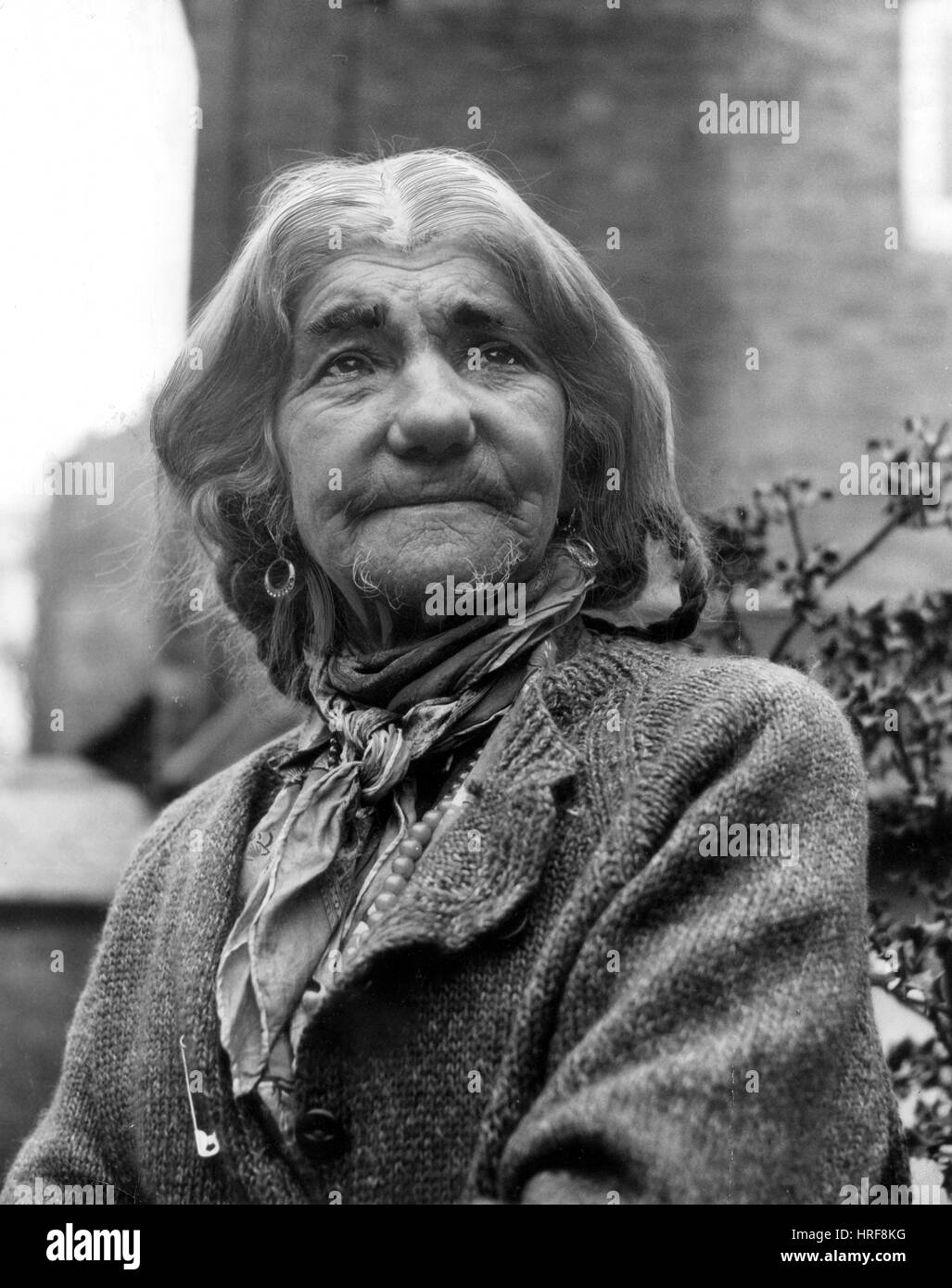 Old gypsy woman hi-res stock photography and images - Alamy