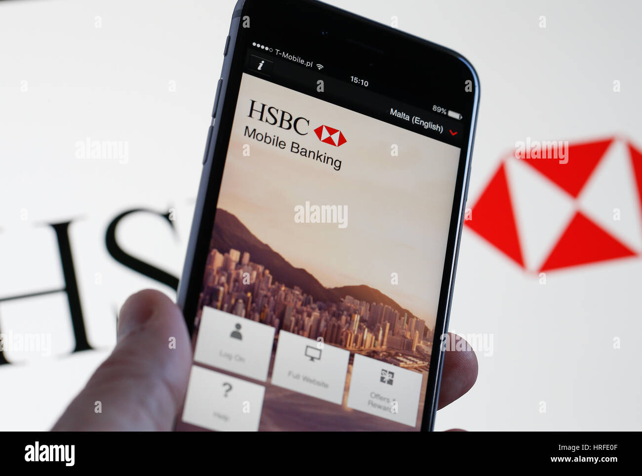 Online banking system hi-res stock photography and images - Alamy