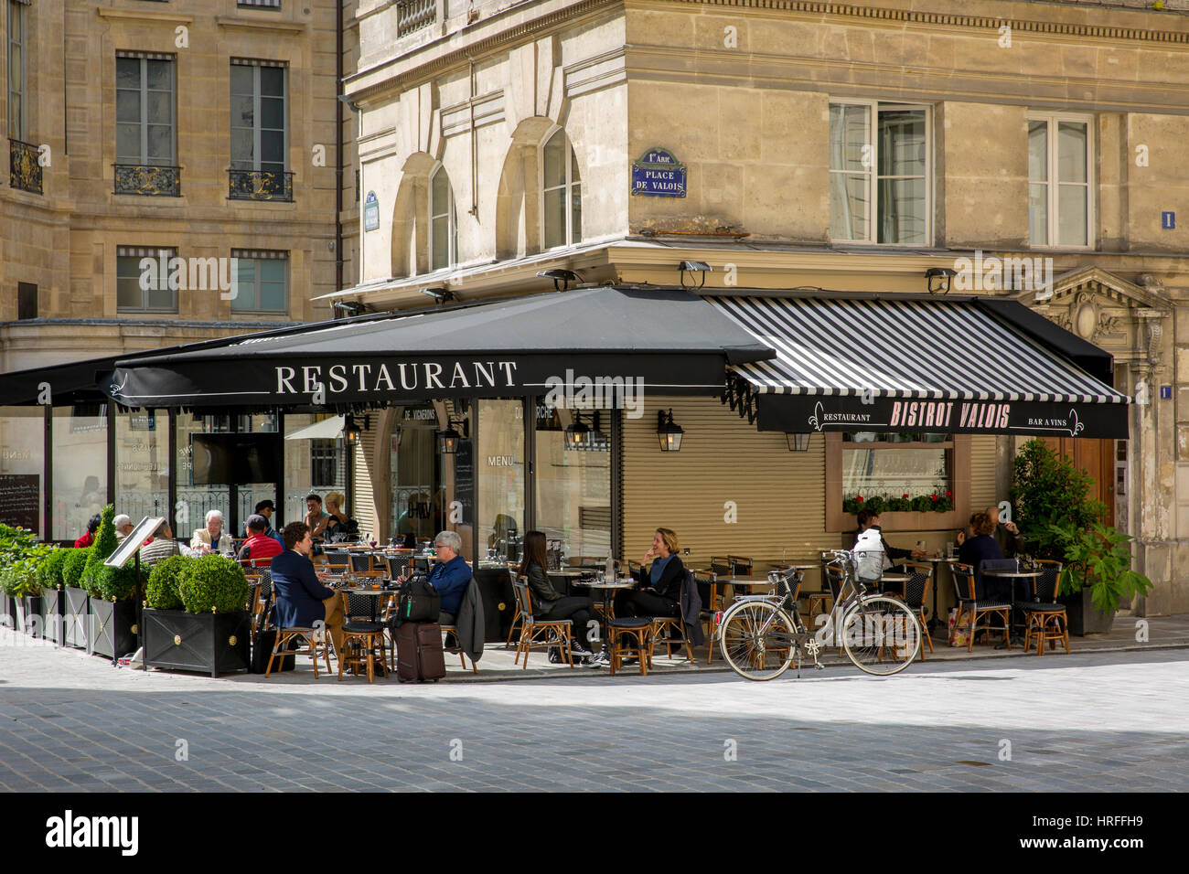 Place De Valois High Resolution Stock Photography and Images - Alamy